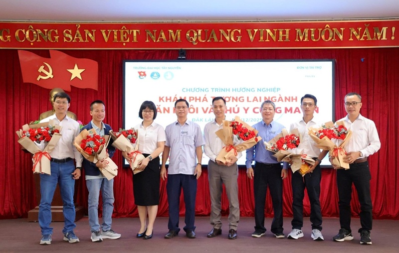 Mavin Group & Tay Nguyen University Career Exploration Event